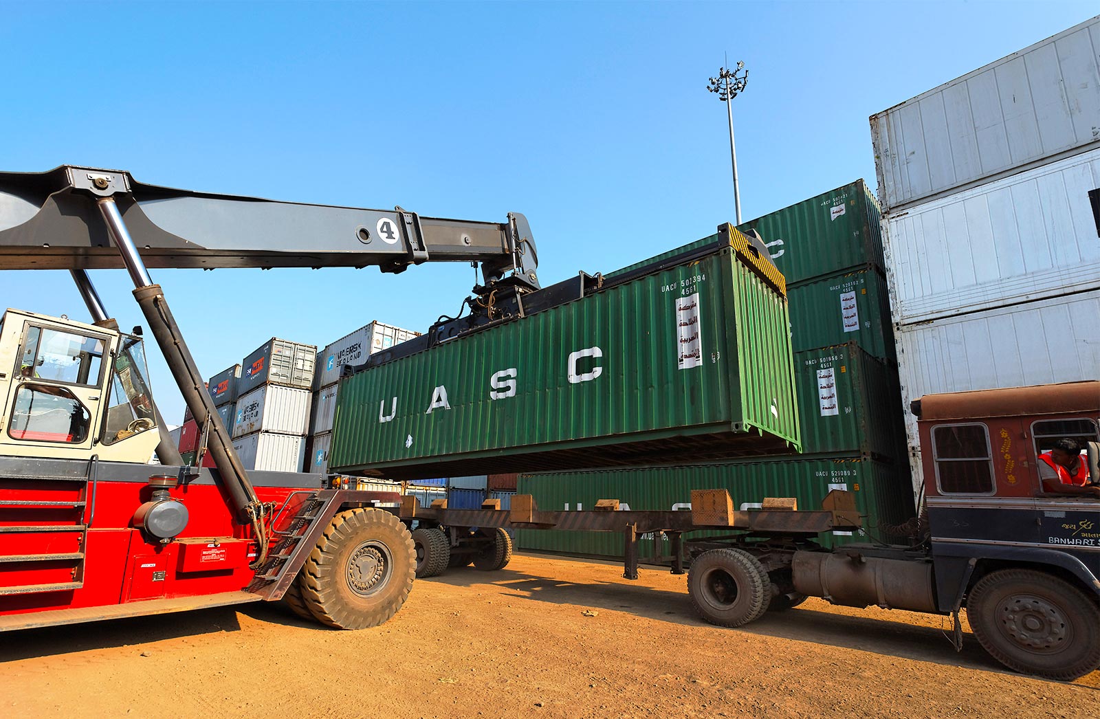 Blue Moon Cargo Shipping